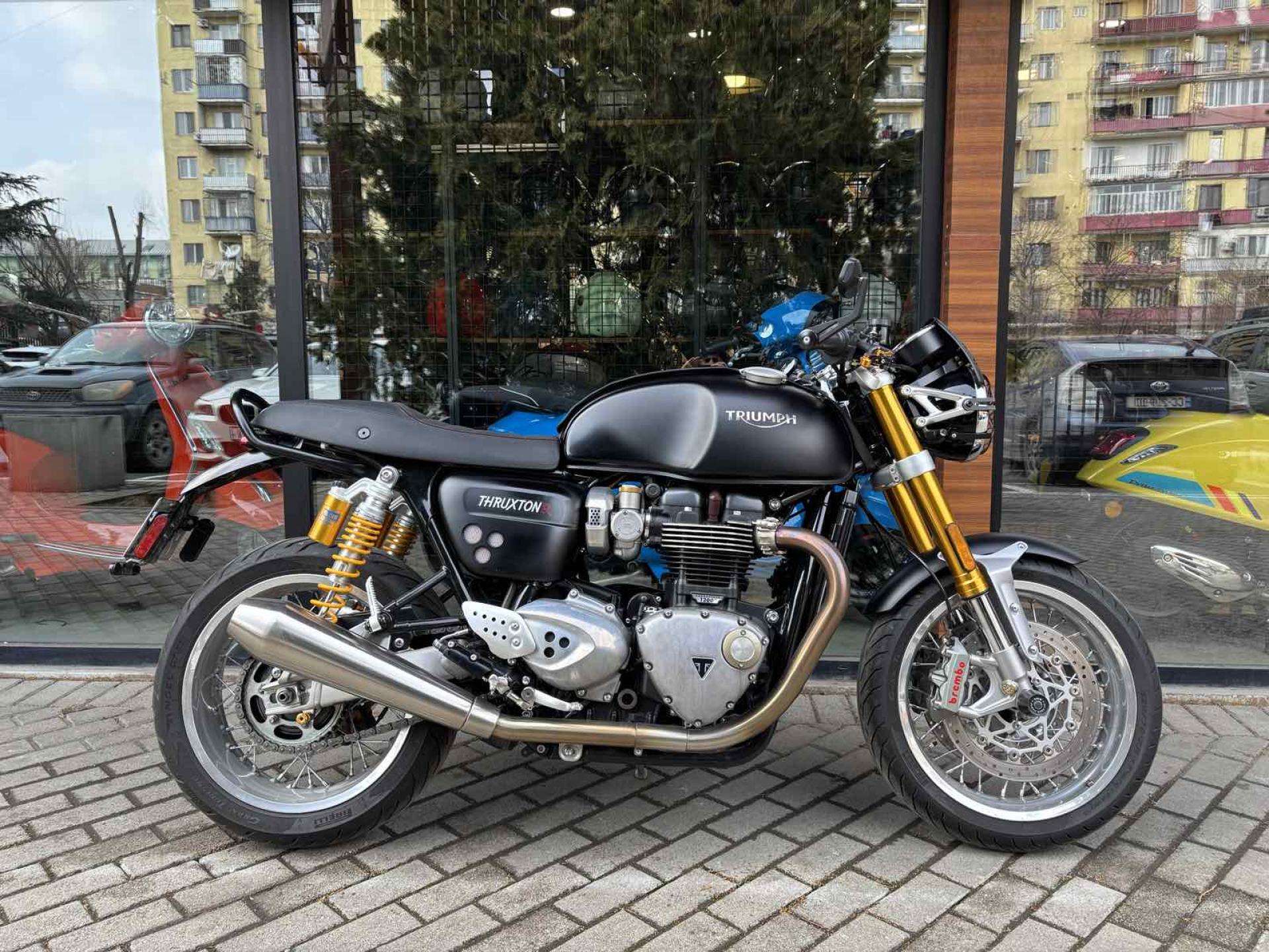 TRIUMPH THRUXTON R 25000 GEL